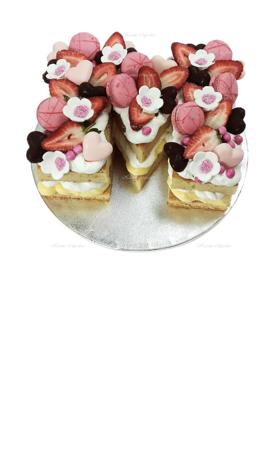 Cakes custom made for pick up and delivery on the Gold Coast